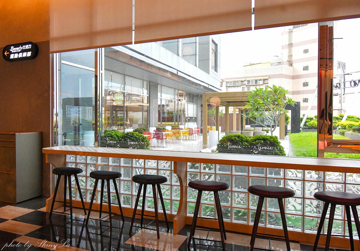 Two Tails Hotel 蘆洲，充滿活力氛圍感，捷運徐匯中學站樓上，蘆洲住宿推薦 – 呂萱萱愛分享