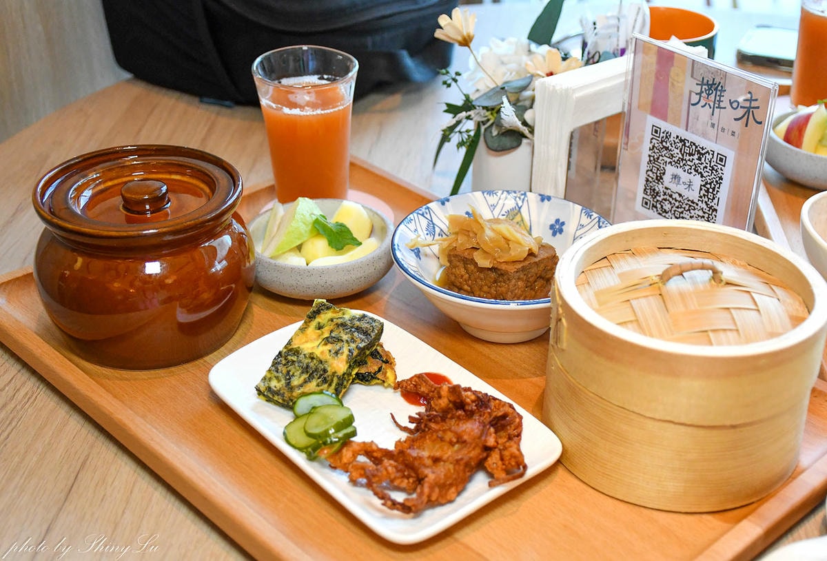 Two Tails Hotel 蘆洲，充滿活力氛圍感，捷運徐匯中學站樓上，蘆洲住宿推薦 – 呂萱萱愛分享