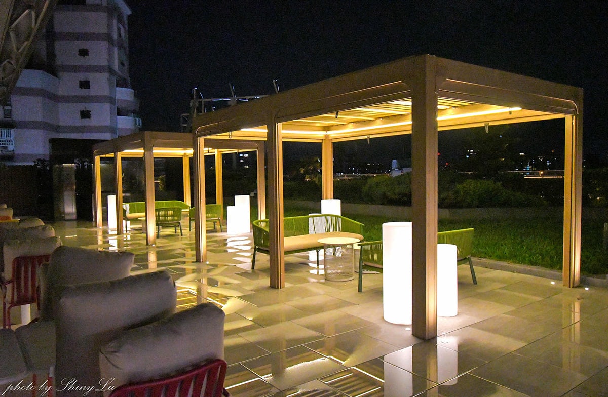 Two Tails Hotel 蘆洲，充滿活力氛圍感，捷運徐匯中學站樓上，蘆洲住宿推薦 – 呂萱萱愛分享